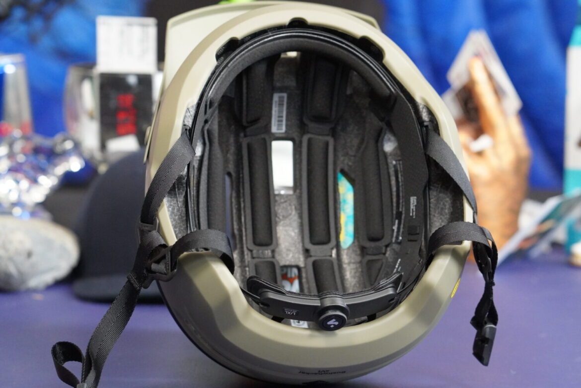 REVIEW: Sweet Bushwacker 2vi Helmet - Out Of Collective